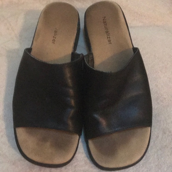 Naturalizer | Shoes | Naturalizer Black Slides | Poshmark